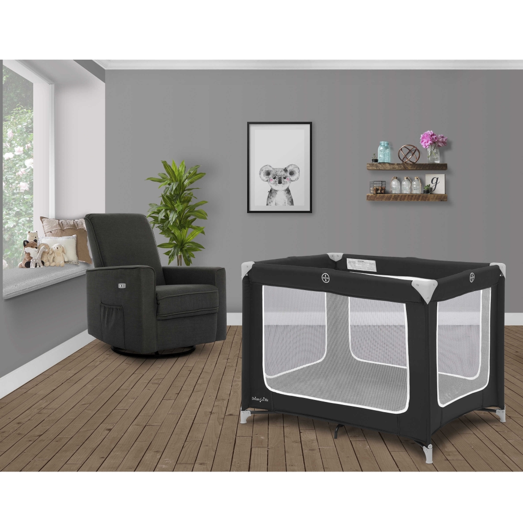 Zoom Portable Playard with Carry Bag and Shoulder Strap | Dream On Me