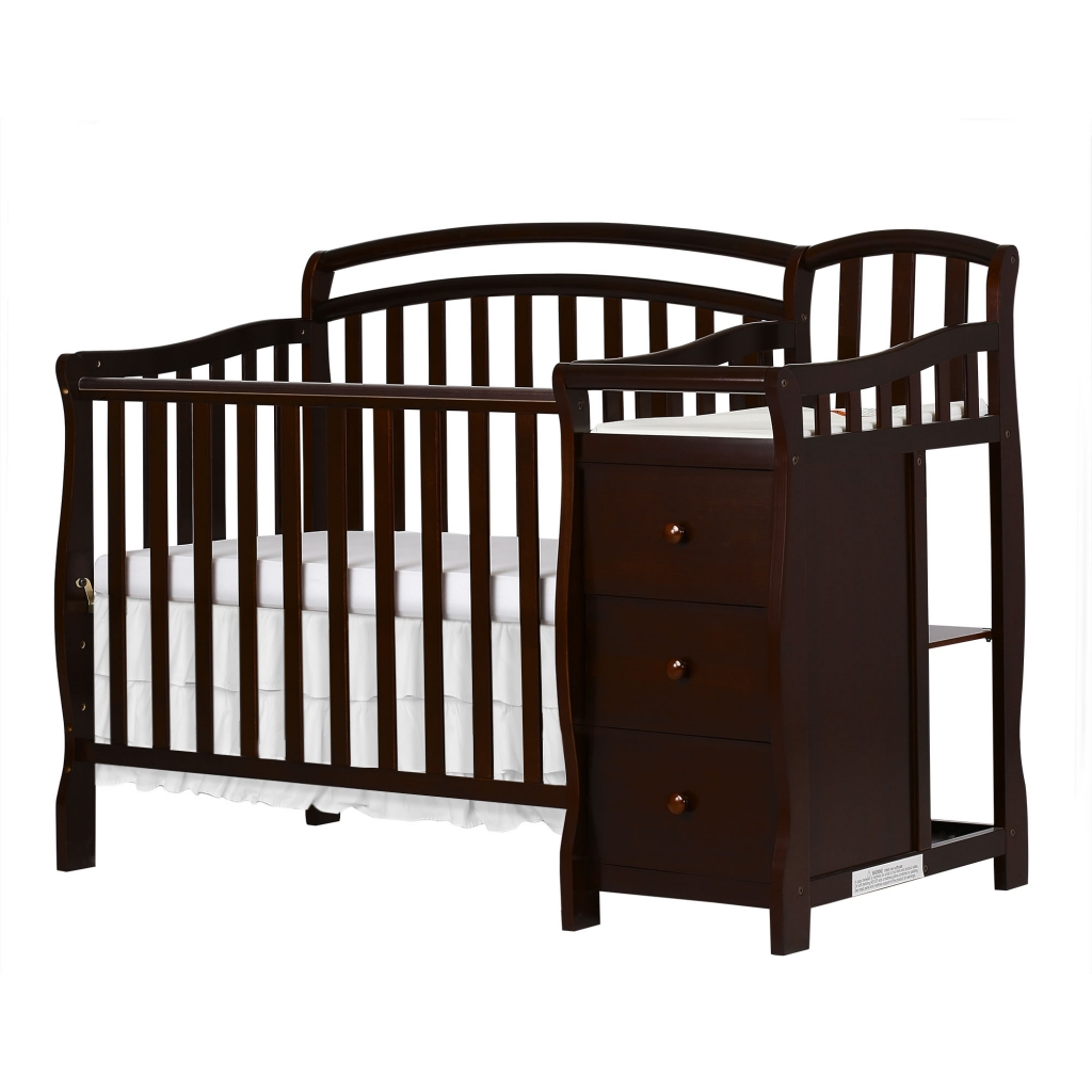 Casco 3 in 1 Mini Crib and Dressing Table Combo | Dream On Me