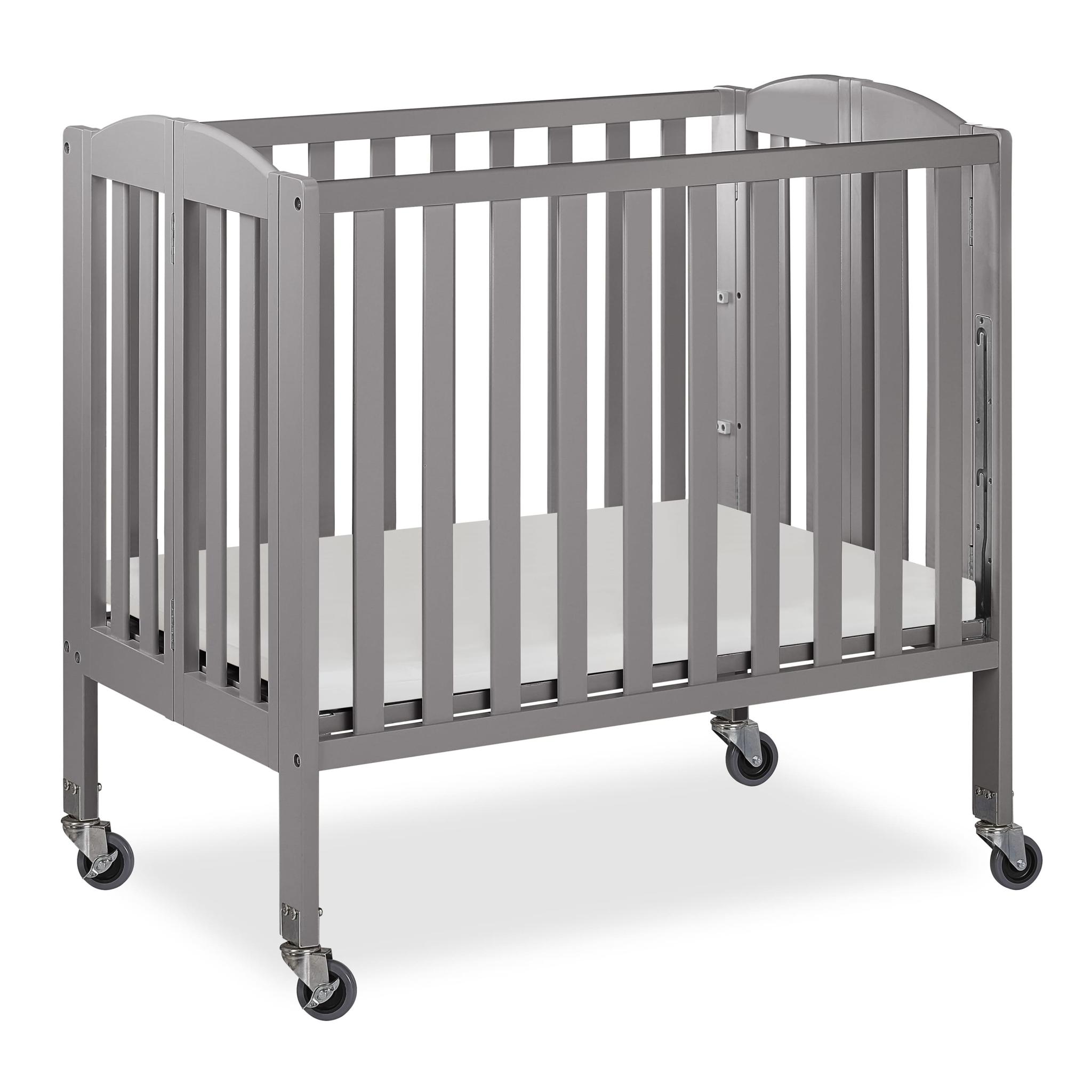 Portable Cribs | Dream On Me